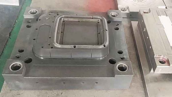 Your Guide to Choosing the Right Injection Mold Steel Material - Boyan ...